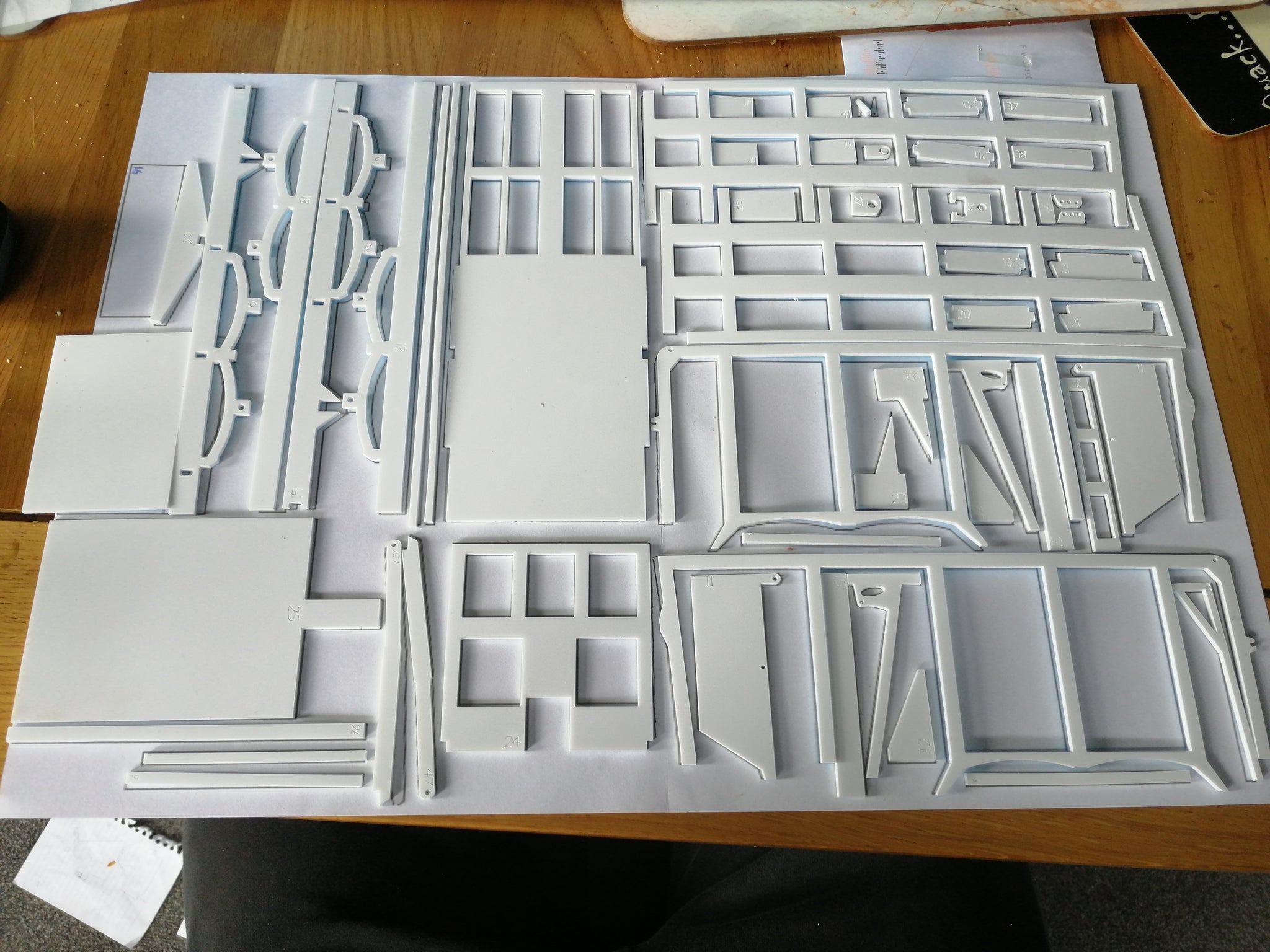 1:32 KTwo Compact and Push Roadeo Silage Trailer Kit – braemeremodels